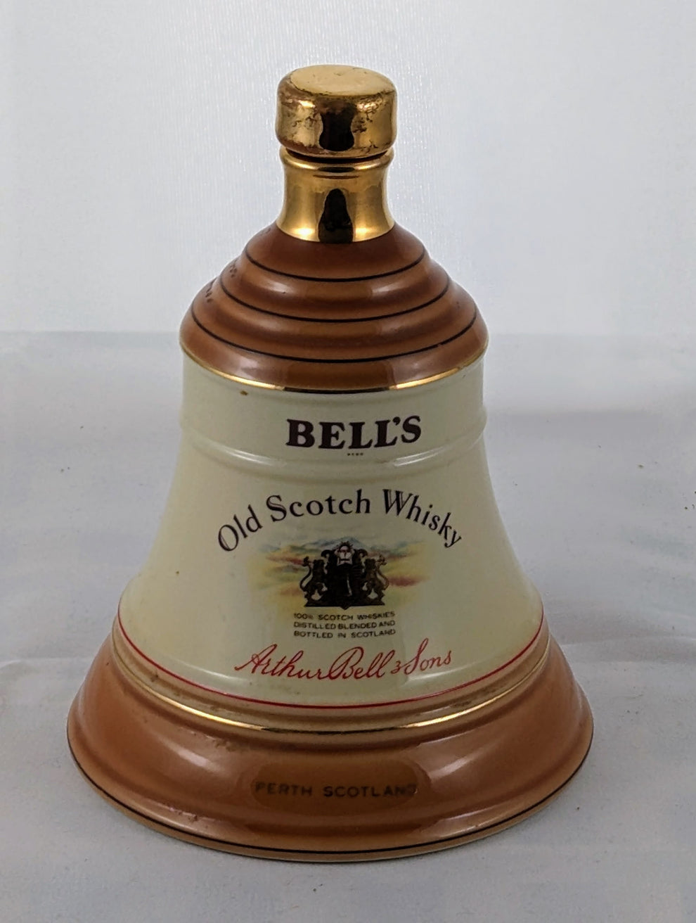 Wade Ceramics Bells Scotch Whisky Decanter Lg – Hatfield Antiques